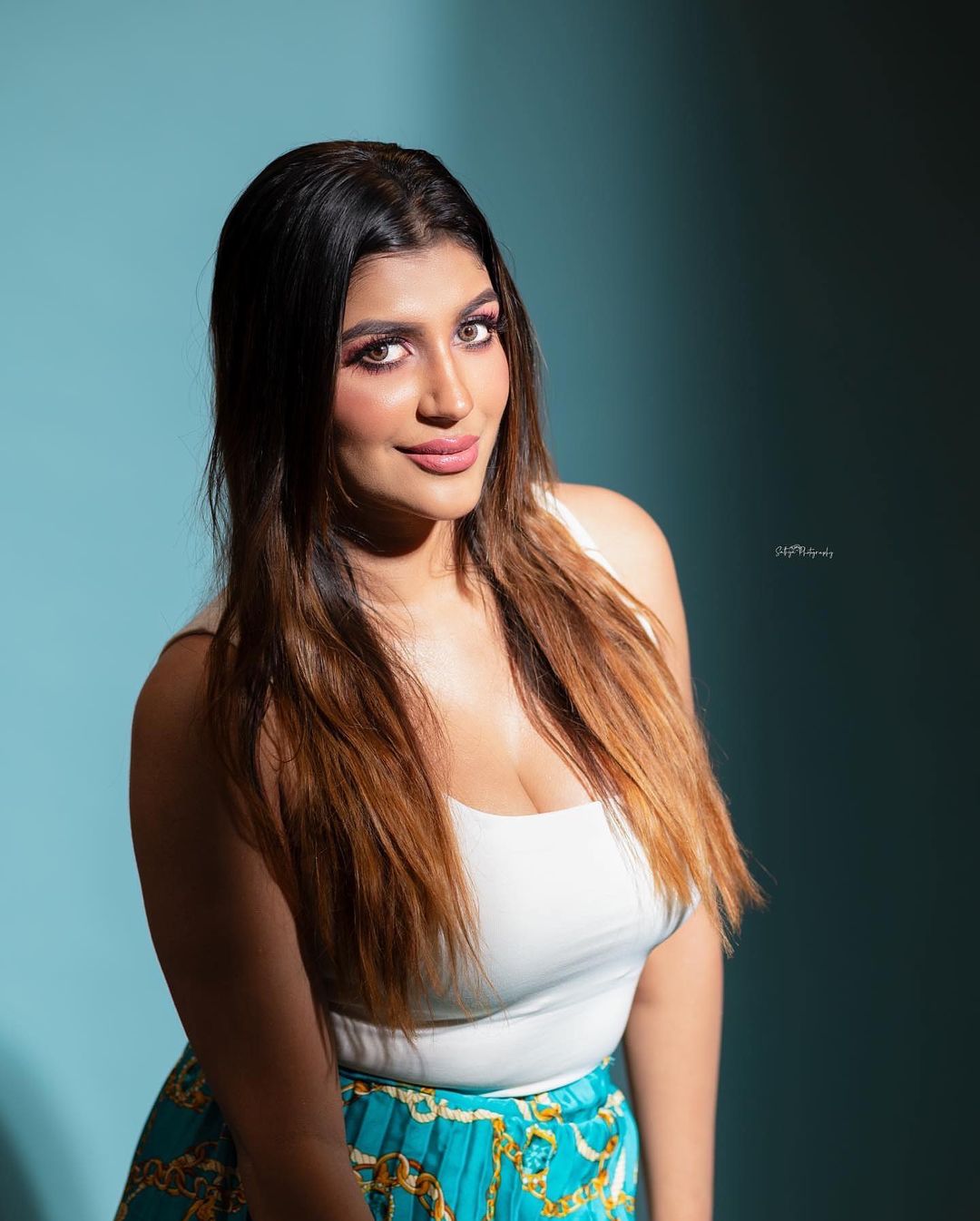 Yashika Aannand (Yashika Anand) Fan Photos | Yashika Aannand Pictures, Images - 86922 - FilmiBeat