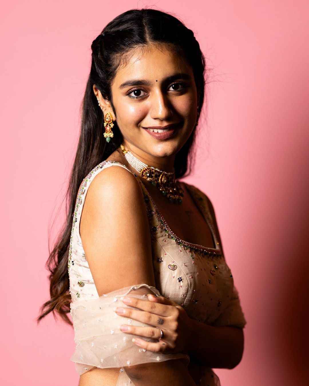 Priya Prakash Varrier Fan Photos | Priya Prakash Varrier Pictures ...
