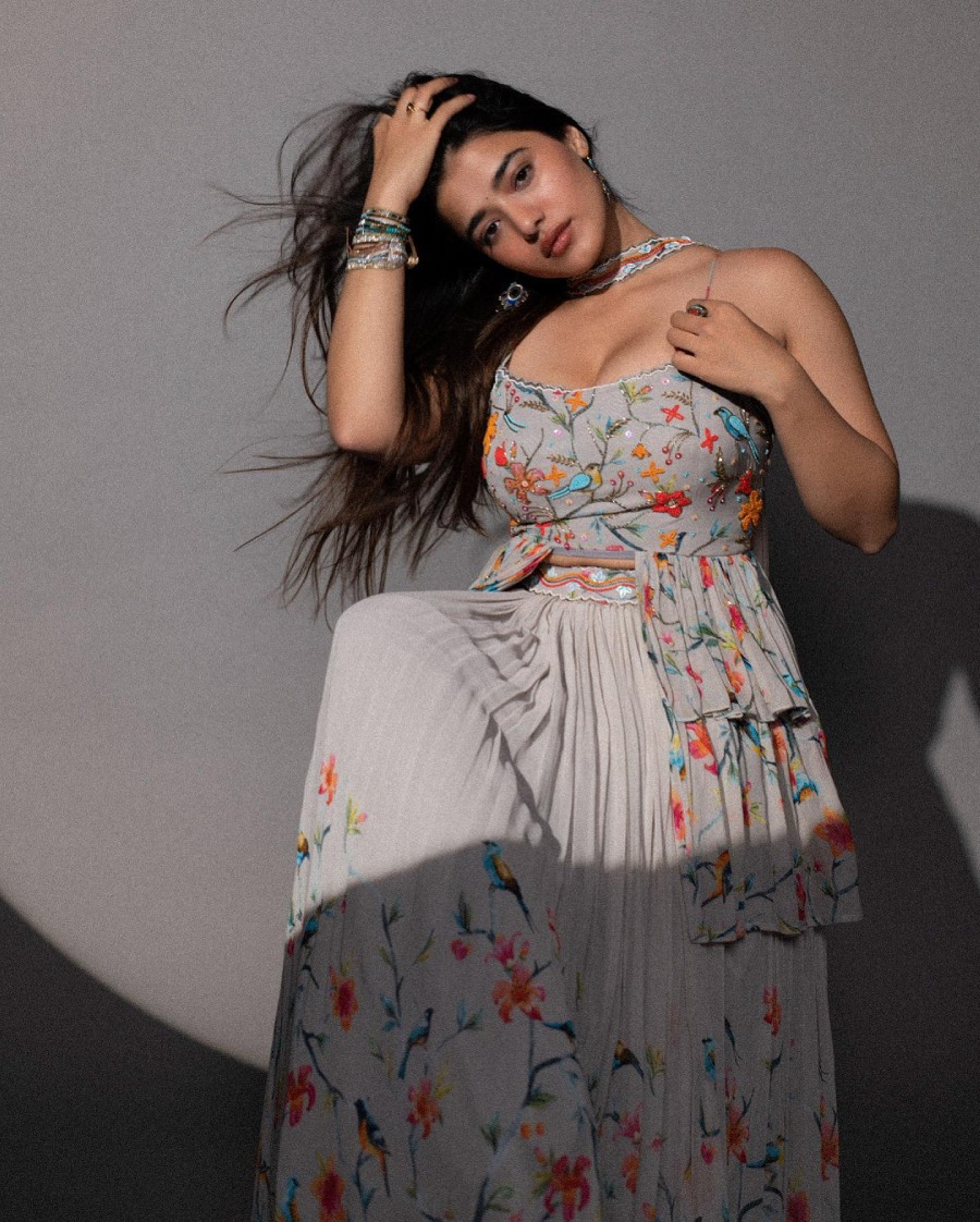 Ketika Sharma Fan Photos | Ketika Sharma Pictures, Images - 86700 ...