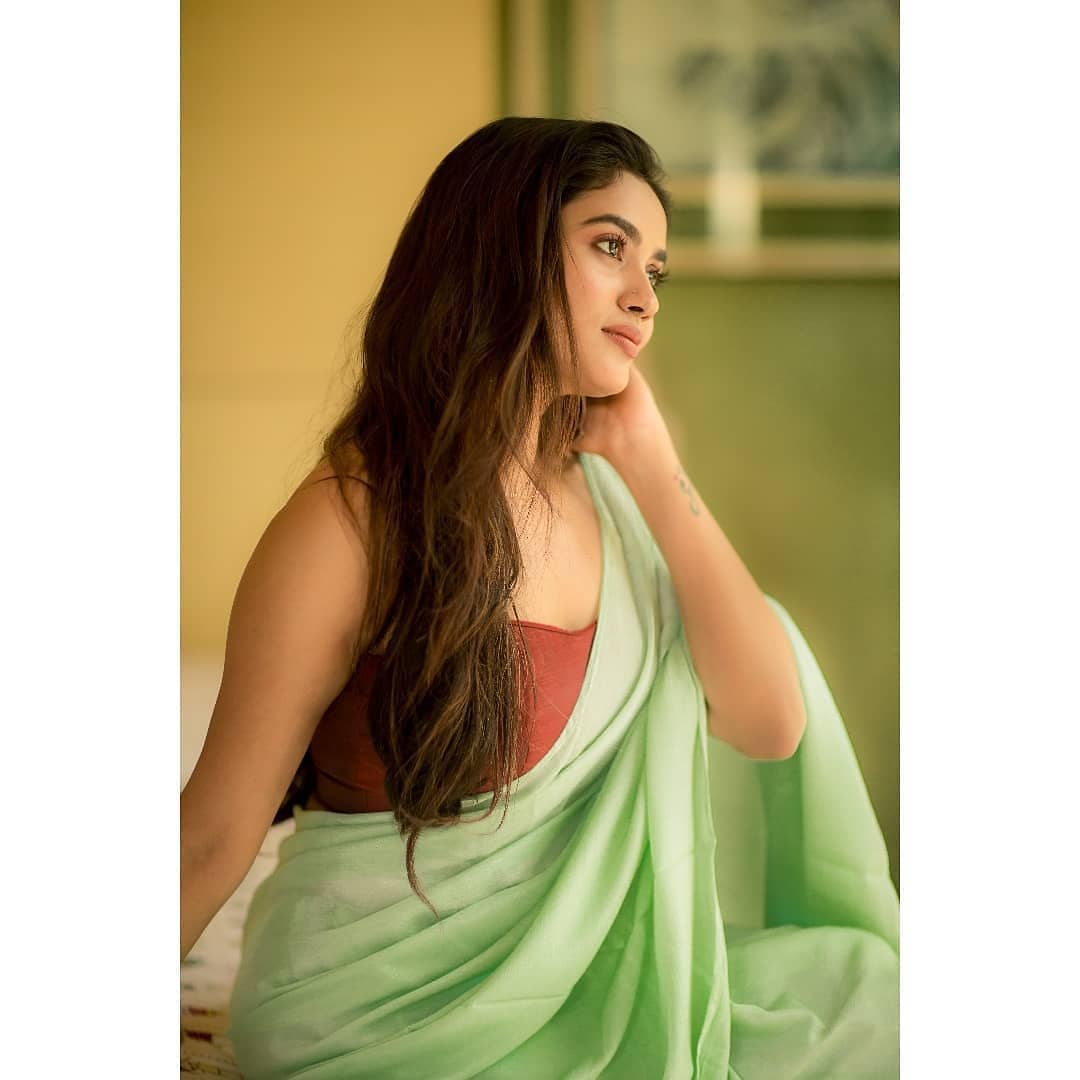 Teju Ashwini Fan Photos | Teju Ashwini Pictures, Images - 74825 - FilmiBeat