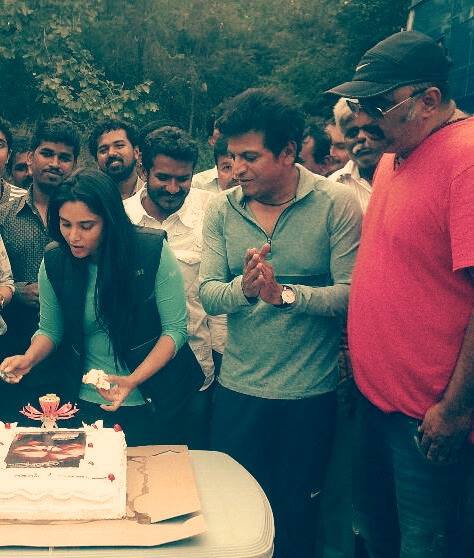 Aryan Fan Photos | Aryan Photos, Images, Pictures # 22298 - FilmiBeat