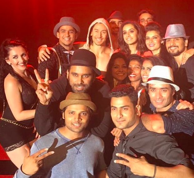 Baaghi (Baaghi Story) Fan Photos | Baaghi Photos, Images, Pictures ...