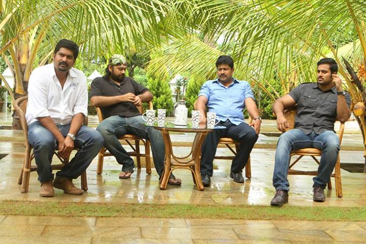 D Company Fan Photos | D Company Photos, Images, Pictures # 20959 ...