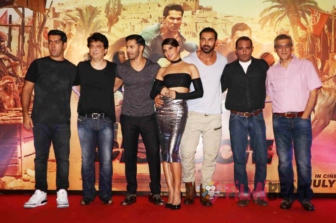 Dishoom (Dishoom) Fan Photos | Dishoom Photos, Images, Pictures # 45576 ...