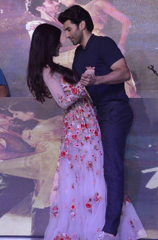 Fitoor (Fitoor Review) Fan Photos | Fitoor Photos, Images, Pictures ...