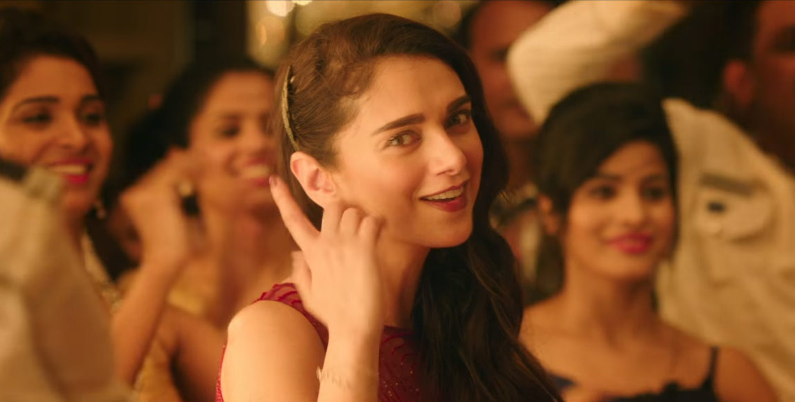 Kaatru Veliyidai (Katru Veliyidai) Fan Photos | Kaatru Veliyidai Photos ...