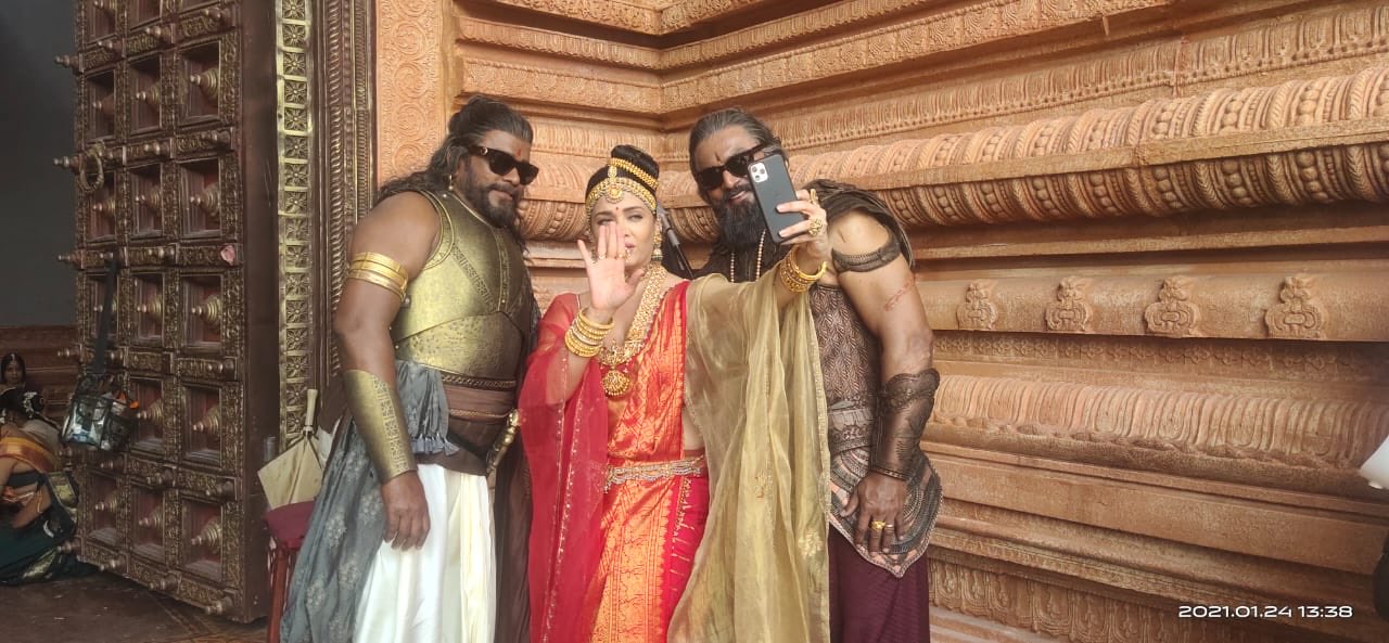 Ponniyin Selvan: 1 (PS 1) Fan Photos | Ponniyin Selvan: 1 Photos ...