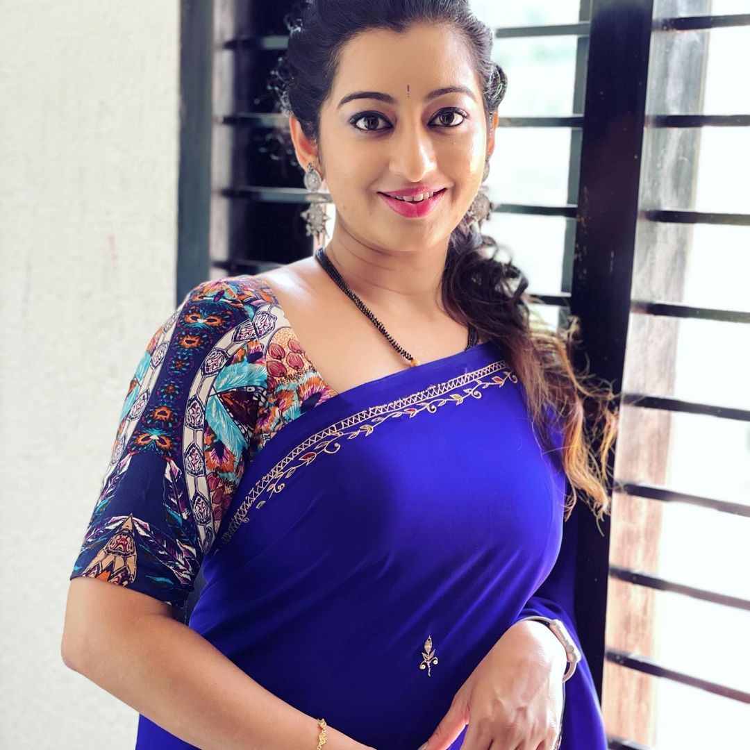 Entertainment Fan Photos | Entertainment Photos, Images, Pictures ...