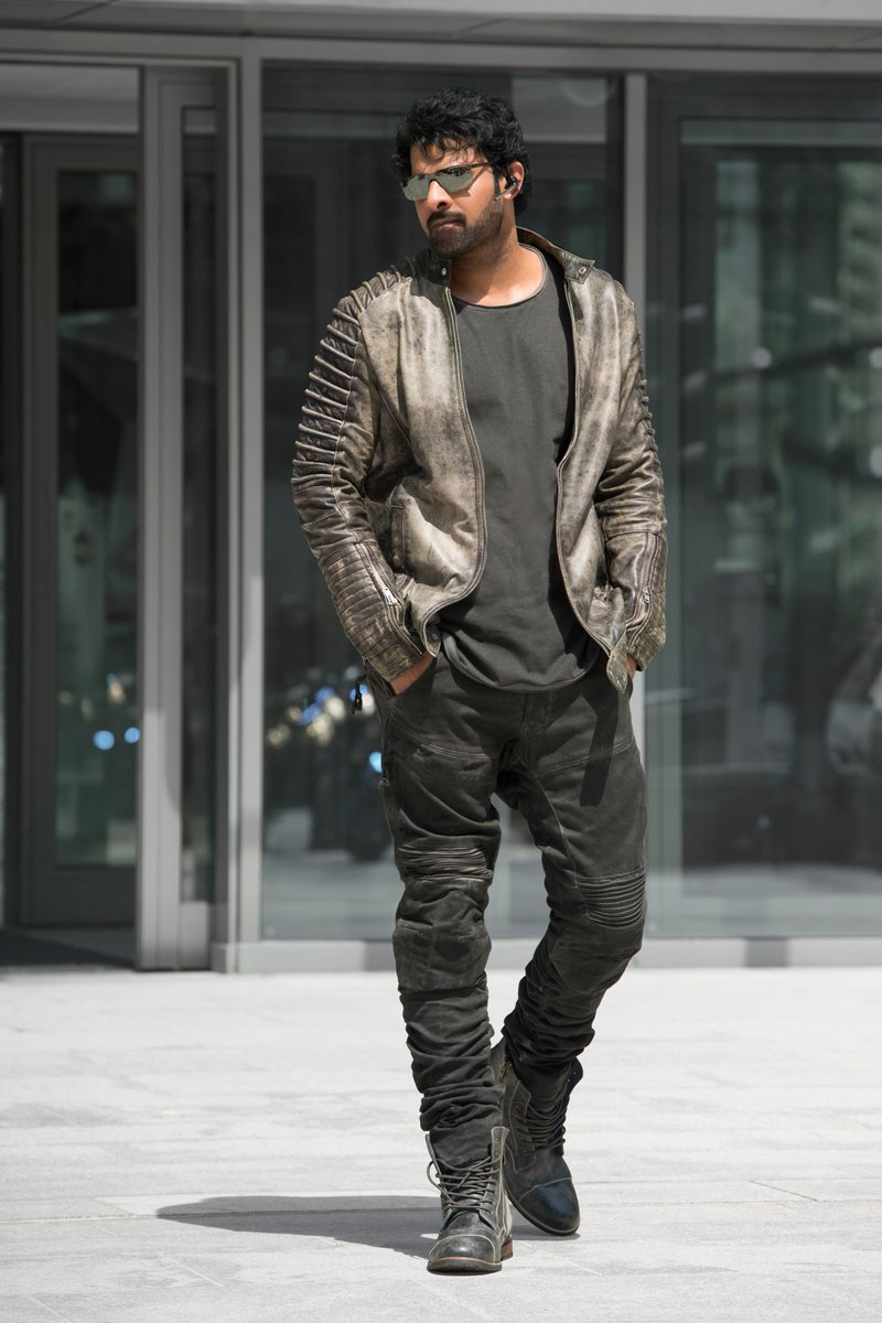 Saaho (Sahoo) Fan Photos | Saaho Photos, Images, Pictures # 63262 ...