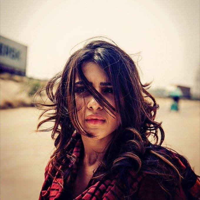 Super Deluxe Fan Photos | Super Deluxe Photos, Images, Pictures # 59821 ...