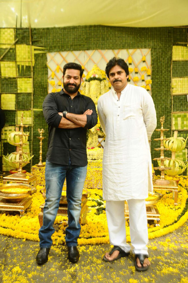 Aravindha Sametha (Aravindha Sametha Veera Raghava) Fan Photos ...