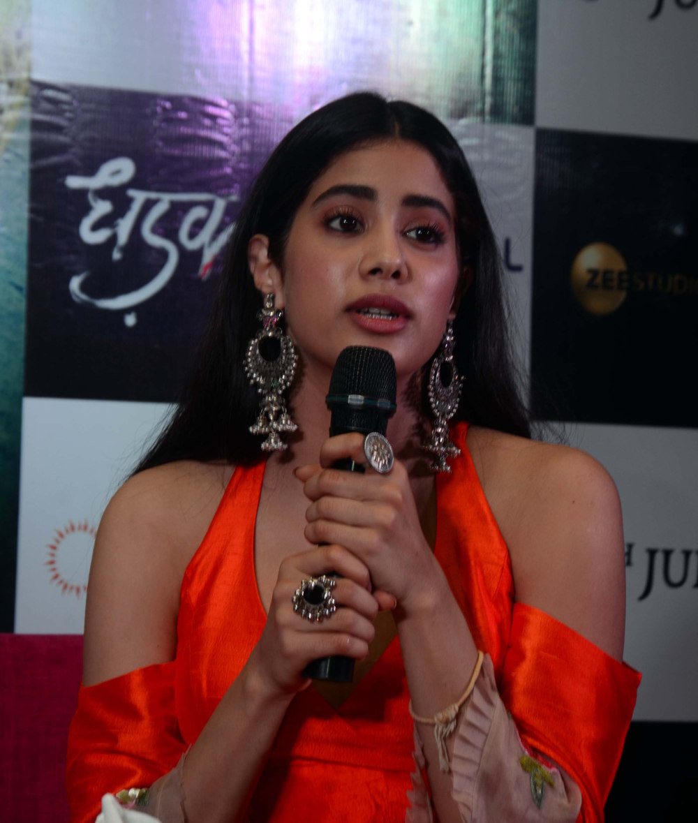 Dhadak Fan Photos | Dhadak Photos, Images, Pictures # 62152 - FilmiBeat