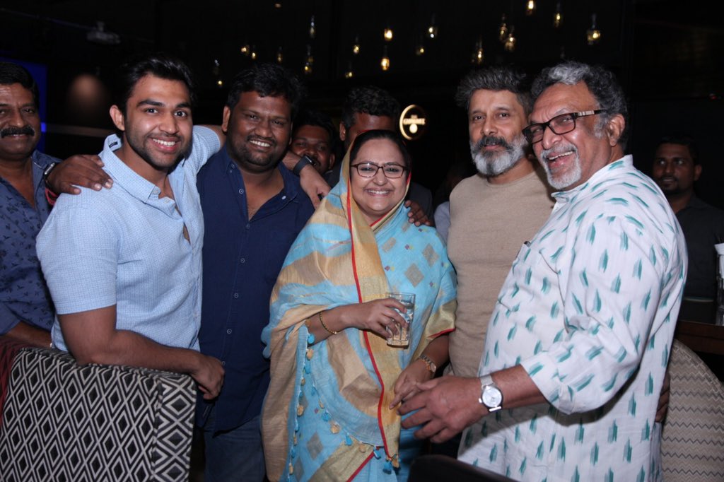 Kadaram Kondan Fan Photos | Kadaram Kondan Photos, Images, Pictures ...