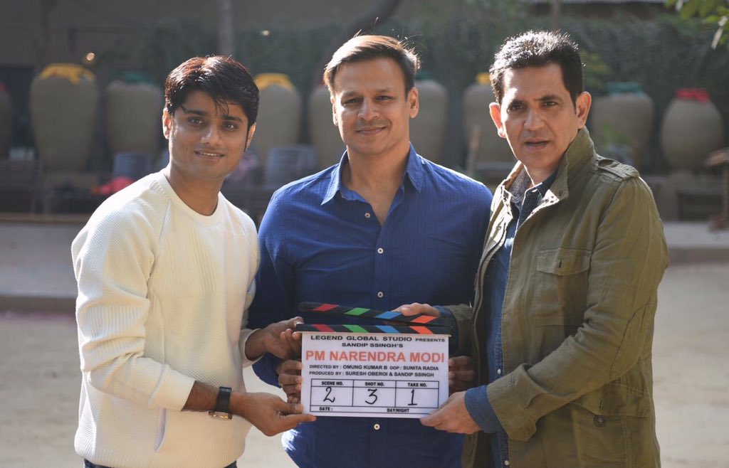 PM Narendra Modi (Narendra Modi Biopic) Fan Photos | PM Narendra Modi ...