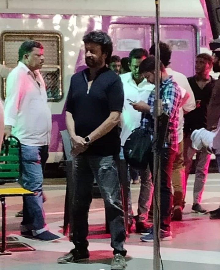 Darbar Fan Photos | Darbar Photos, Images, Pictures # 65903 - FilmiBeat