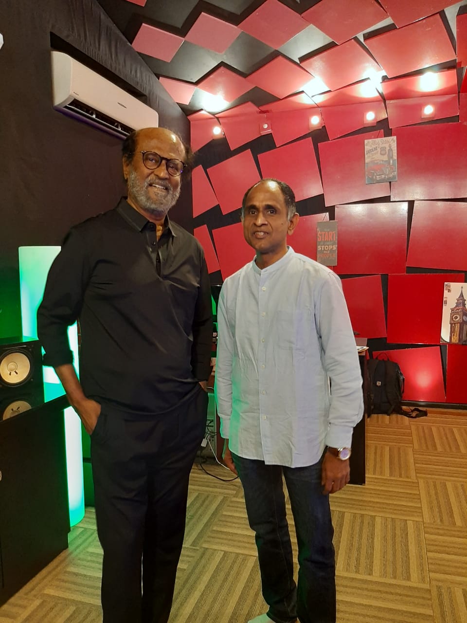 Darbar Fan Photos | Darbar Photos, Images, Pictures # 66953 - FilmiBeat