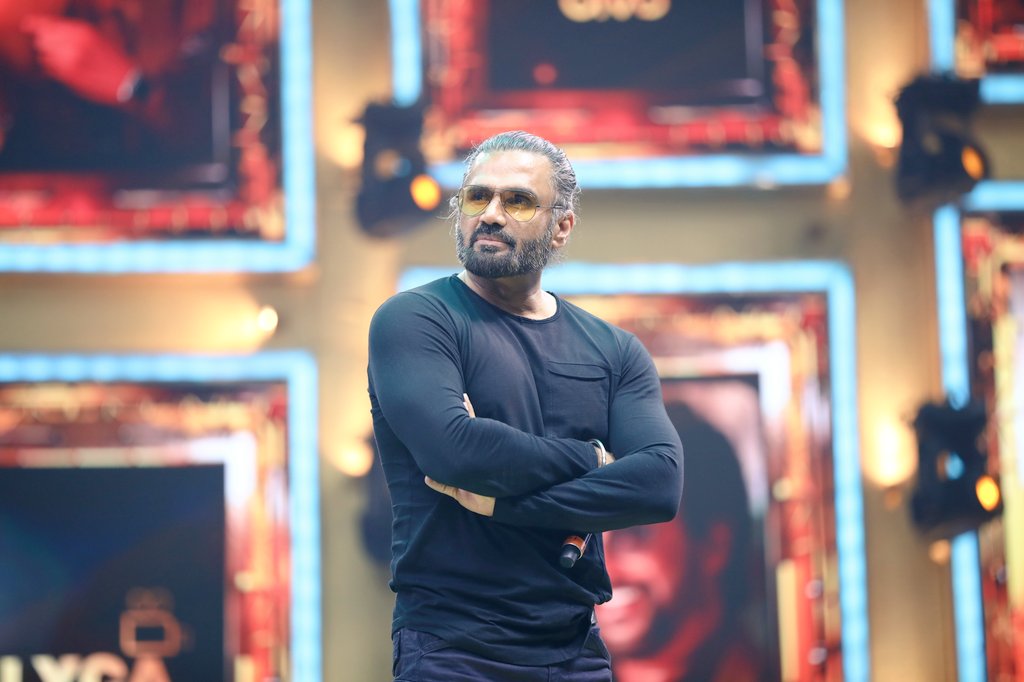 Darbar Fan Photos | Darbar Photos, Images, Pictures # 67107 - FilmiBeat