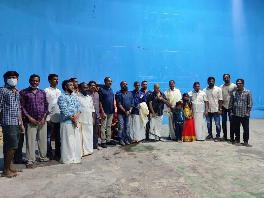 Barroz (Baaroz) Fan Photos | Barroz Photos, Images, Pictures # 72405 ...