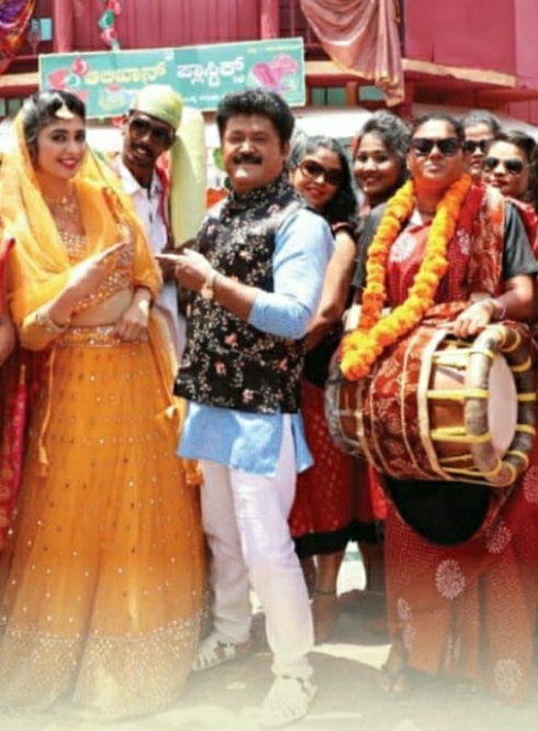 Totapuri Fan Photos | Totapuri Photos, Images, Pictures # 75978 - FilmiBeat