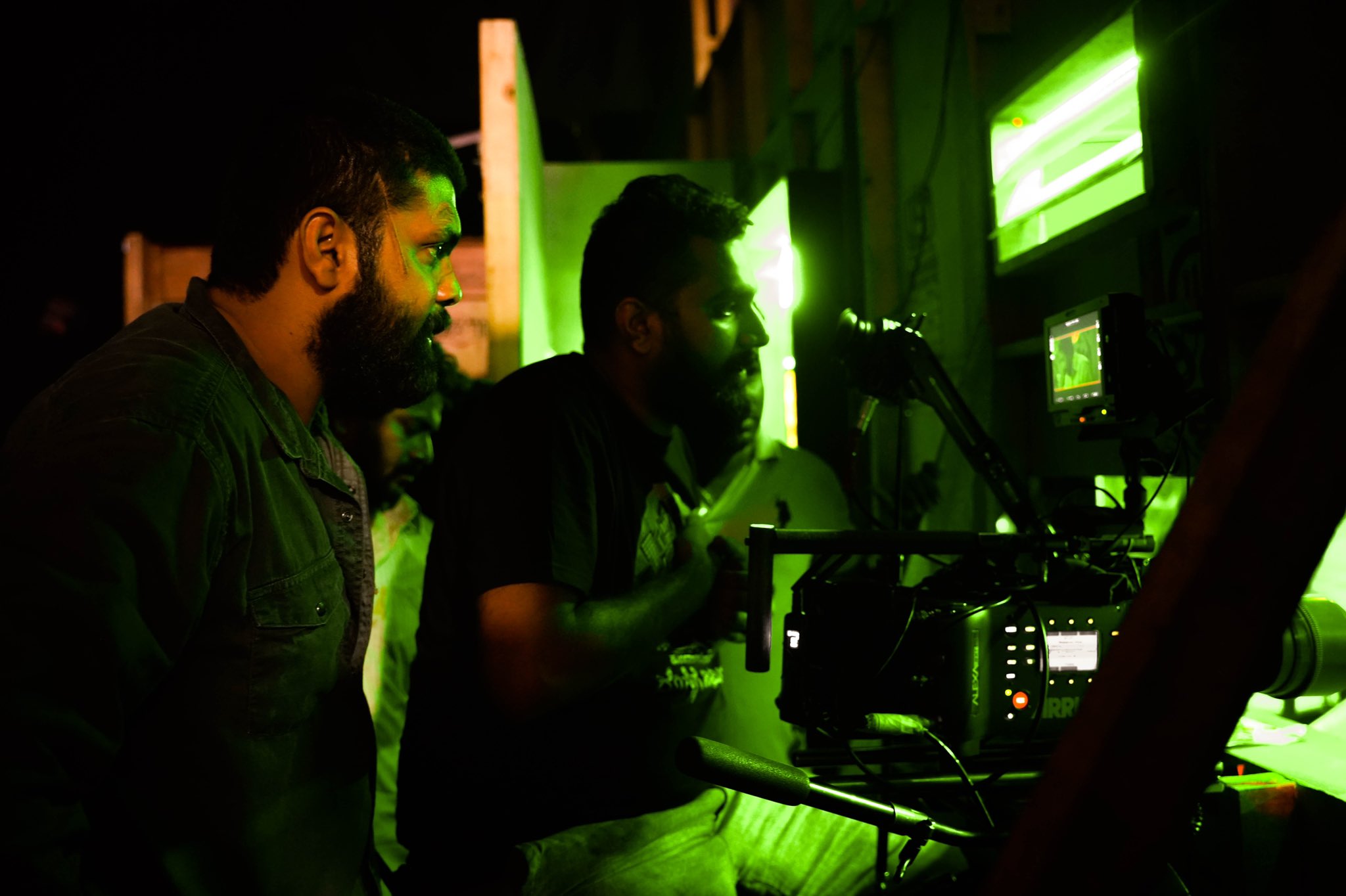 Sapta Sagaradaache Ello Side A (SSE Side A) Fan Photos | Sapta ...