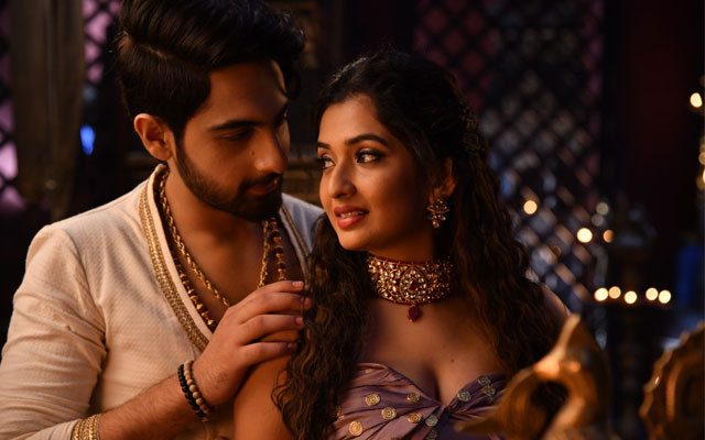 Banaras Fan Photos | Banaras Photos, Images, Pictures # 73468 - FilmiBeat