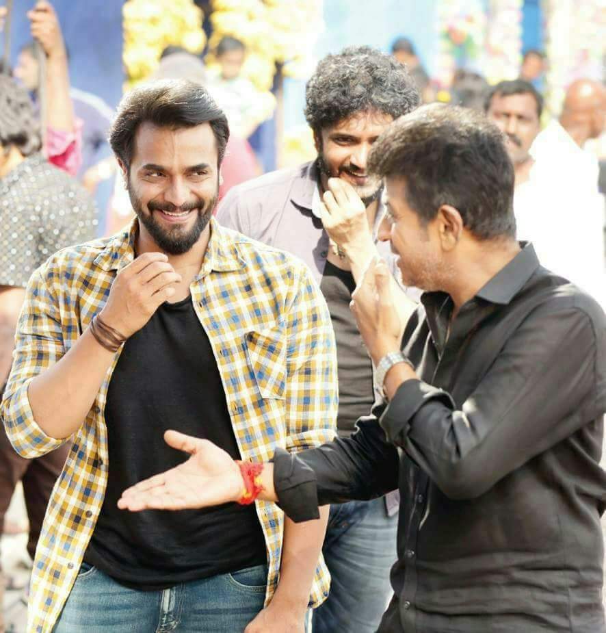 Mufti Fan Photos | Mufti Photos, Images, Pictures # 55565 - FilmiBeat