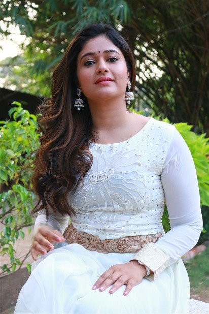 Muthina Kathirika Fan Photos | Muthina Kathirika Photos, Images ...
