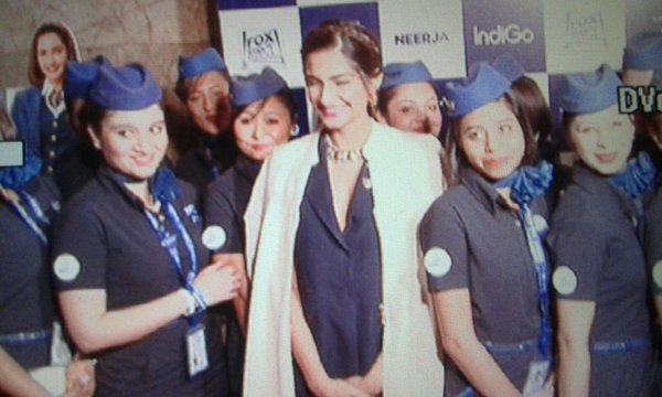 Neerja (Neerja Story) Fan Photos | Neerja Photos, Images, Pictures ...