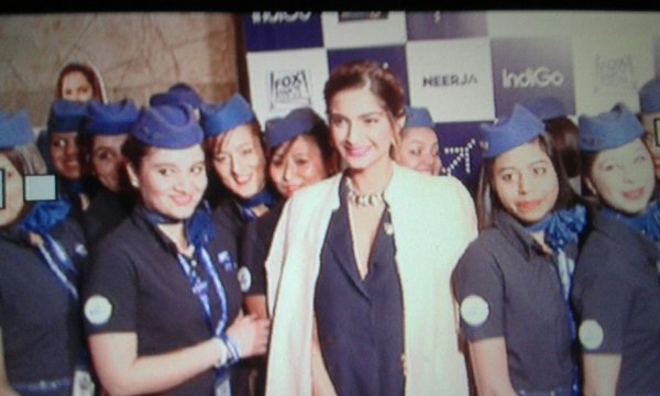 Neerja (Neerja Story) Fan Photos | Neerja Photos, Images, Pictures ...