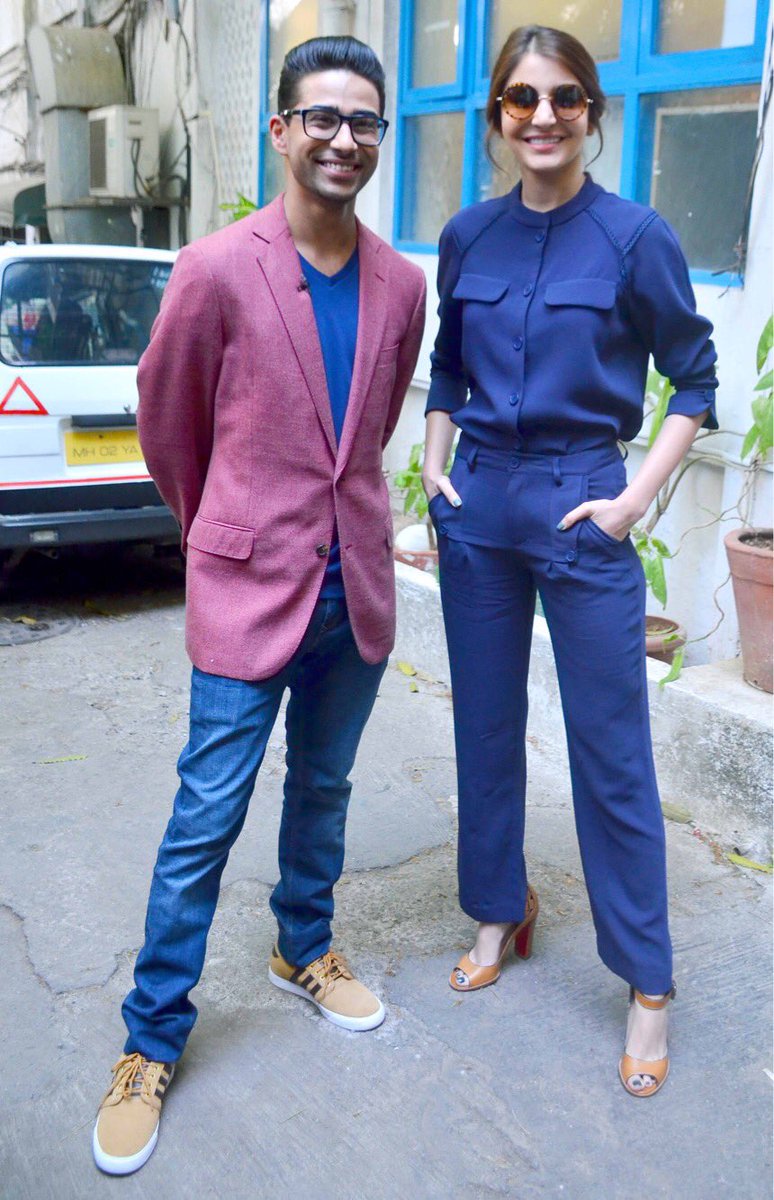 Phillauri (Phillauri Cast) Fan Photos | Phillauri Photos, Images ...