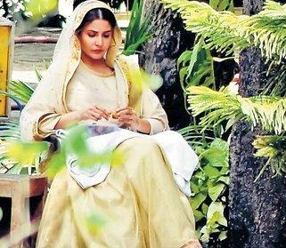 Phillauri (Phillauri Cast) Fan Photos | Phillauri Photos, Images ...