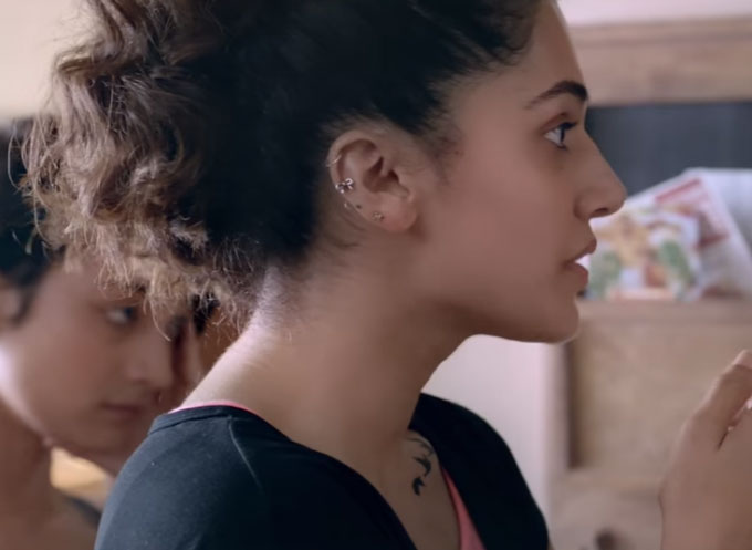 Pink Fan Photos | Pink Photos, Images, Pictures # 49028 - FilmiBeat