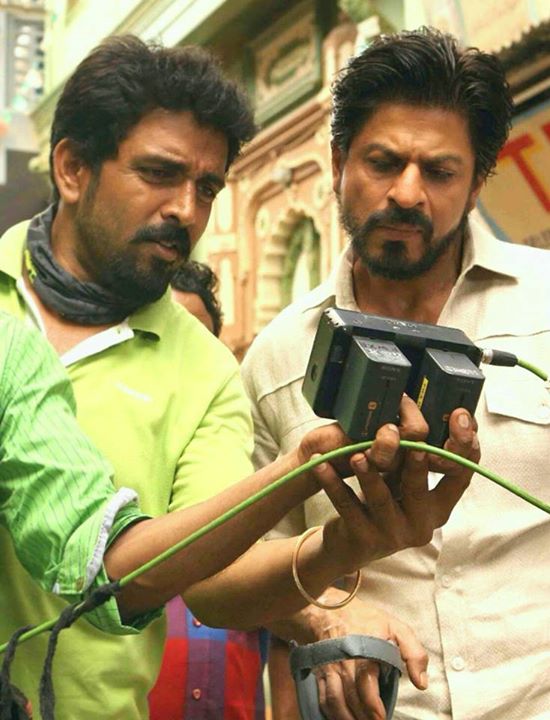 Raees (Raees Cast) Fan Photos | Raees Photos, Images, Pictures # 32630 ...