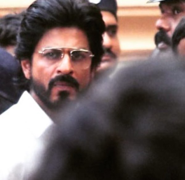 Raees (Raees Cast) Fan Photos | Raees Photos, Images, Pictures # 39940 ...