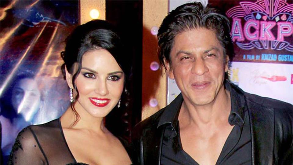 Raees (Raees Cast) Fan Photos | Raees Photos, Images, Pictures # 41475 ...