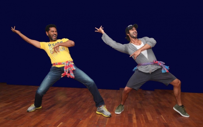 Rambo Rajkumar Fan Photos | Rambo Rajkumar Photos, Images, Pictures ...