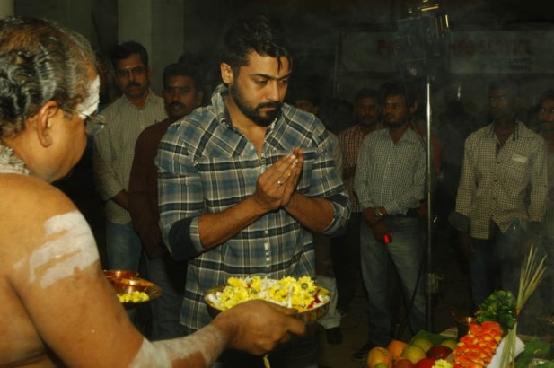 Anjaan (Anjan) Fan Photos | Anjaan Photos, Images, Pictures # 22197 ...
