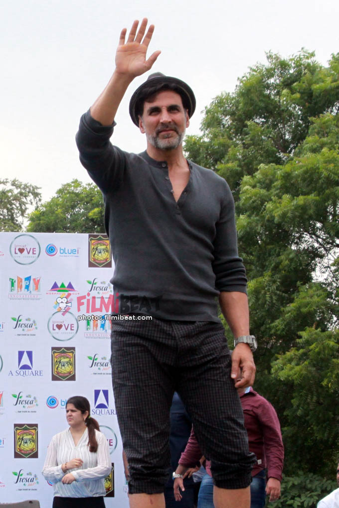 Rustom (Rustom) Fan Photos | Rustom Photos, Images, Pictures # 49056 ...