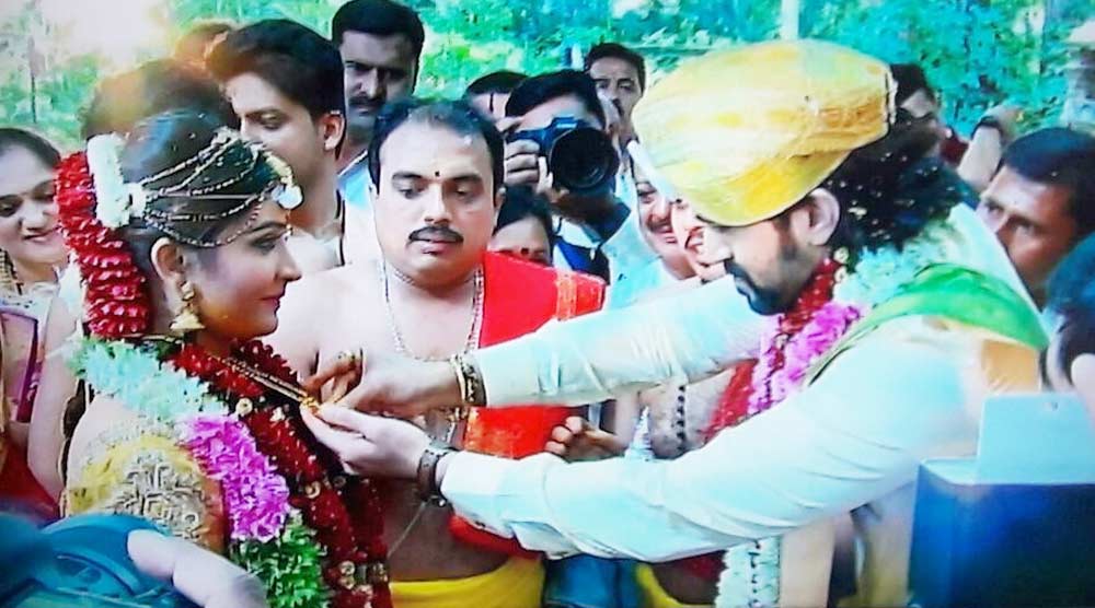 Santhu Straight Forward Fan Photos | Santhu Straight Forward Photos ...