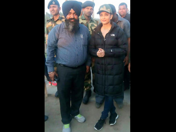 Sarabjit (Sarabjit Cast) Fan Photos | Sarabjit Photos, Images, Pictures ...