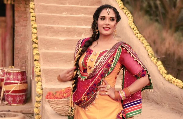 Sarabjit (Sarabjit Cast) Fan Photos | Sarabjit Photos, Images, Pictures ...