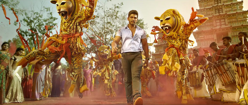 Sarrainodu (Sarainodu) Fan Photos | Sarrainodu Photos, Images, Pictures ...