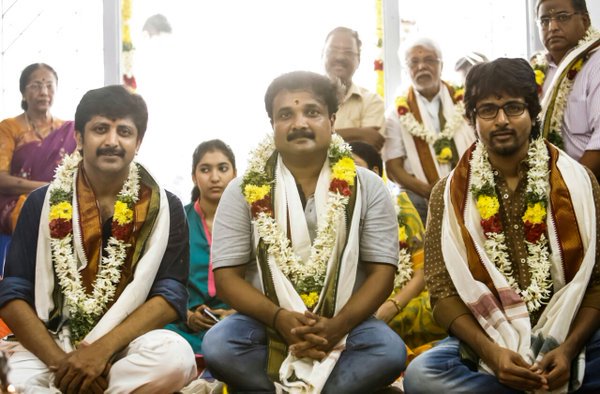 Velaikkaran (Velaikaran) Fan Photos | Velaikkaran Photos, Images ...