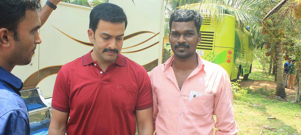 Tamaar Padaar (Tamaar Pataar) Fan Photos | Tamaar Padaar Photos, Images ...