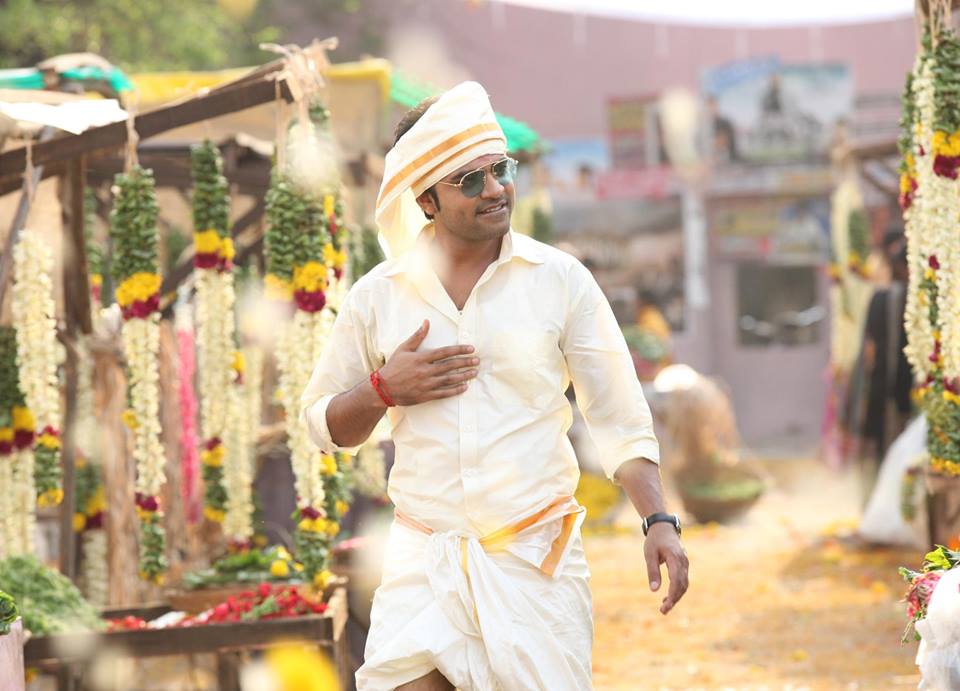 Vaalu (Valu) Fan Photos | Vaalu Photos, Images, Pictures # 33150 ...