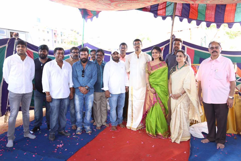 Bairavaa (Bairava) Fan Photos | Bairavaa Photos, Images, Pictures ...