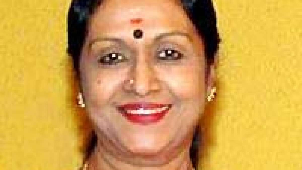 Actress B Saroja Devi | Parvathamma Rajkumar | Bengalooru International ...