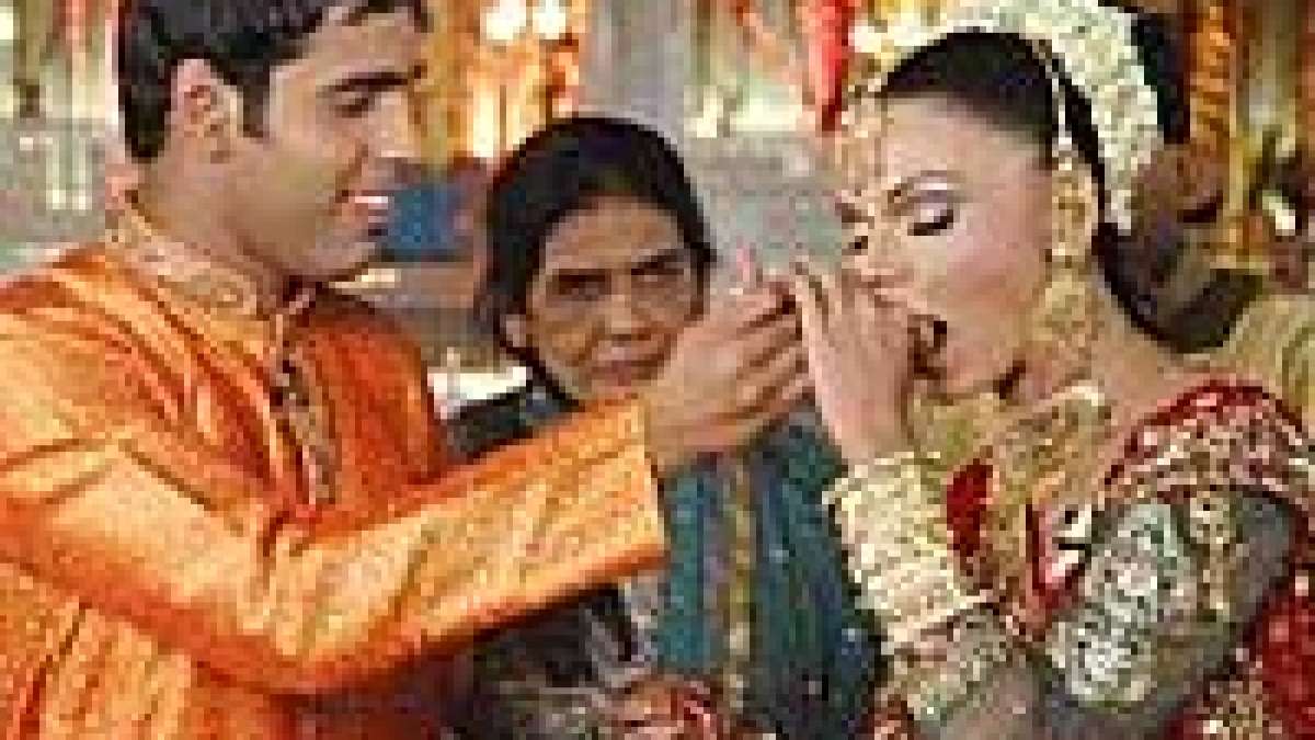 Rakhi Sawant | Rakhi Ka Swayamvar | Tie The Knot | Manas Katyal | Sizzling Chemistry - Filmibeat