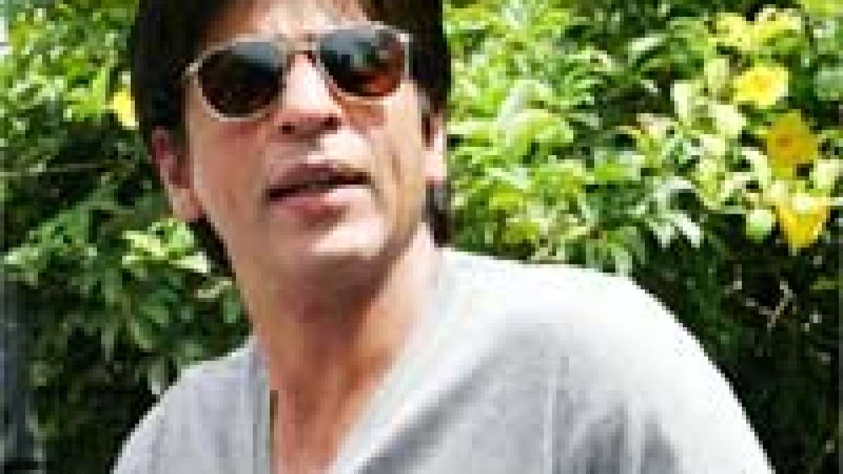 Shahrukh Khan | Frisk | Angelina Jolie | Megan Fox | Newark Airport ...