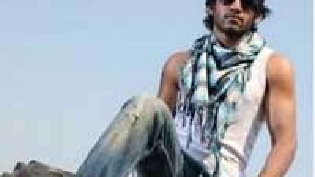 Telugu Movie Josh Review | Naga Chaitanya | Karthika | Vasu Varma ...